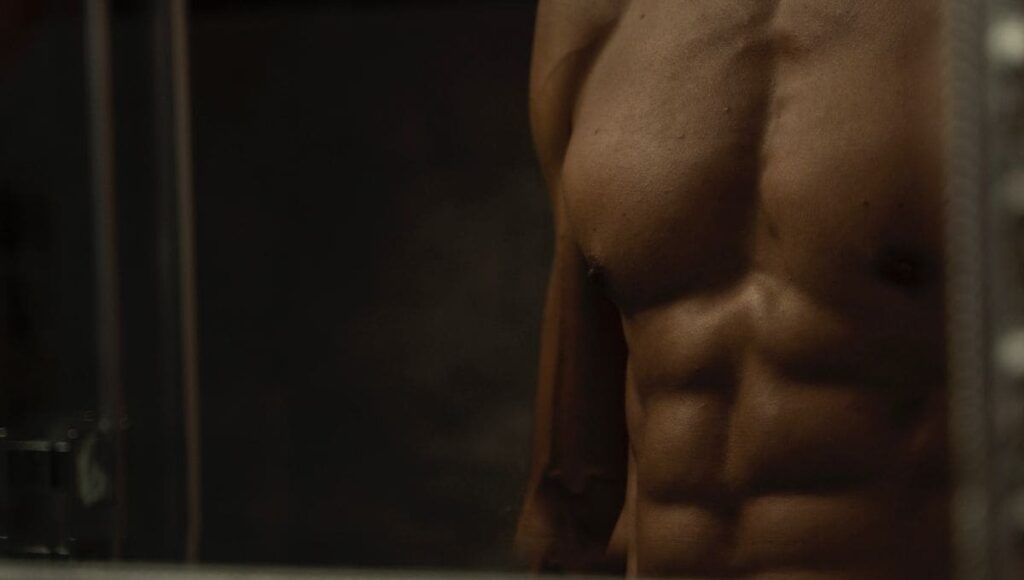 Best 3 Resistance Exercises for a More Muscular Chest | BOXROX